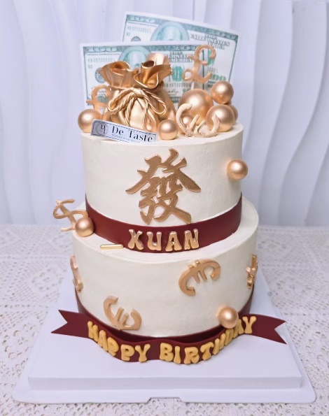 Kiss Of Fortune Cake - De Taste - customize Cakes Singapore